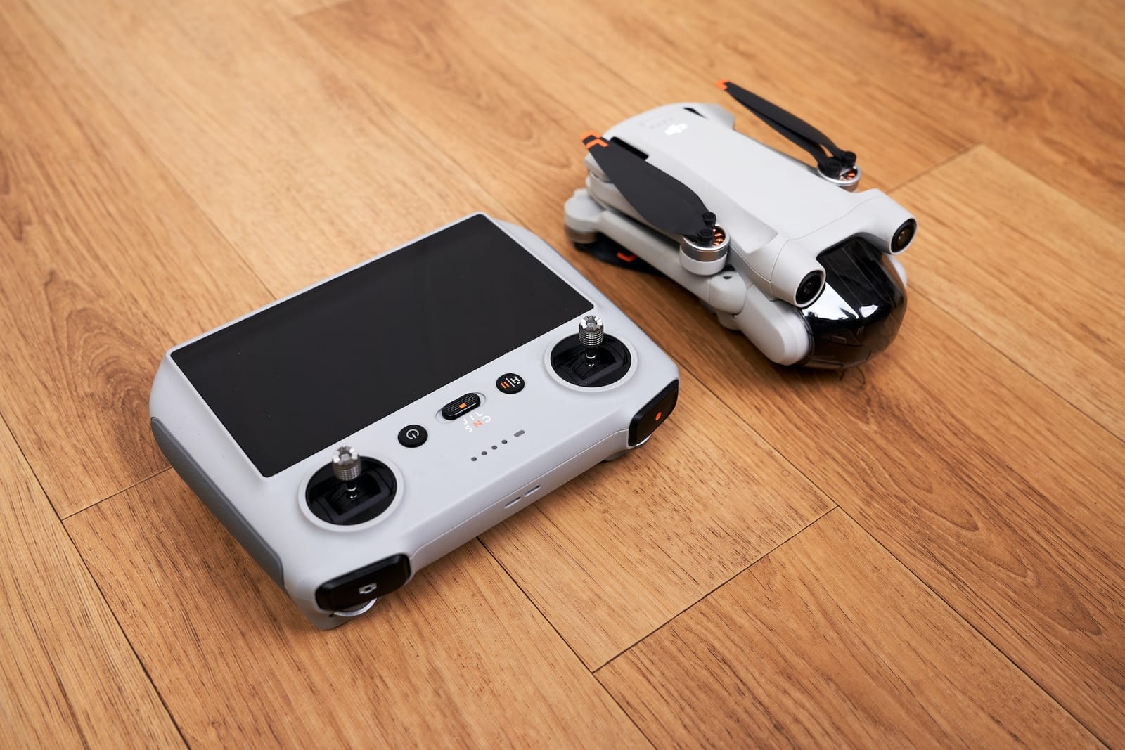 DJI Mini 3 vs DJI Mini 3 Pro: Unveiling the Differences